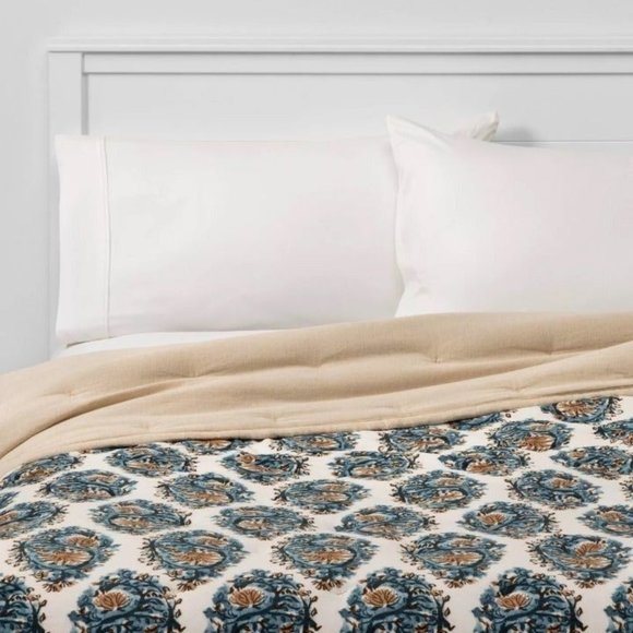 Threshold | Bedding | New Velvet Navy Paisley Quiltqueen | Poshmark